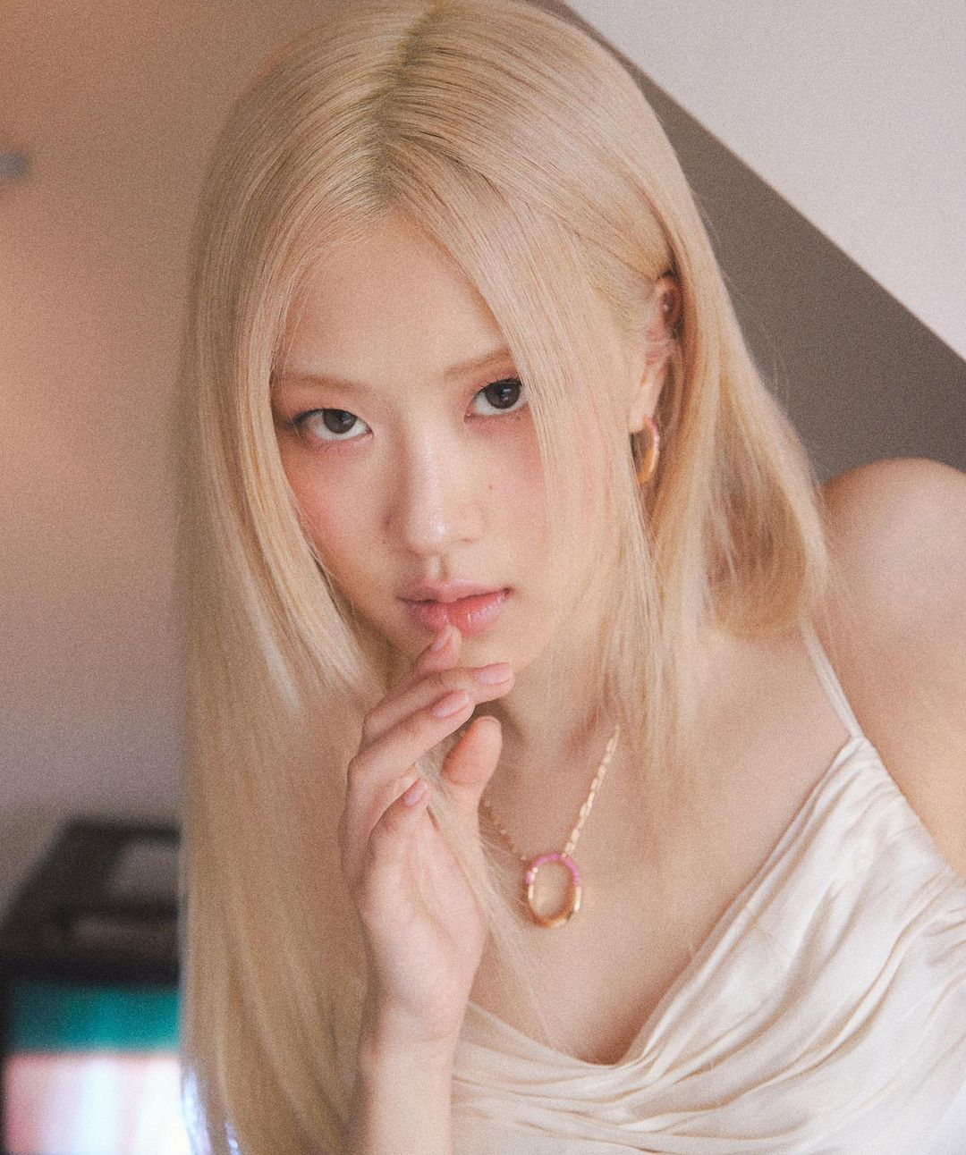 Có những kiểu tóc mái vừa giúp nàng thay đổi diện mạo vừa 'hack' tuổi ...