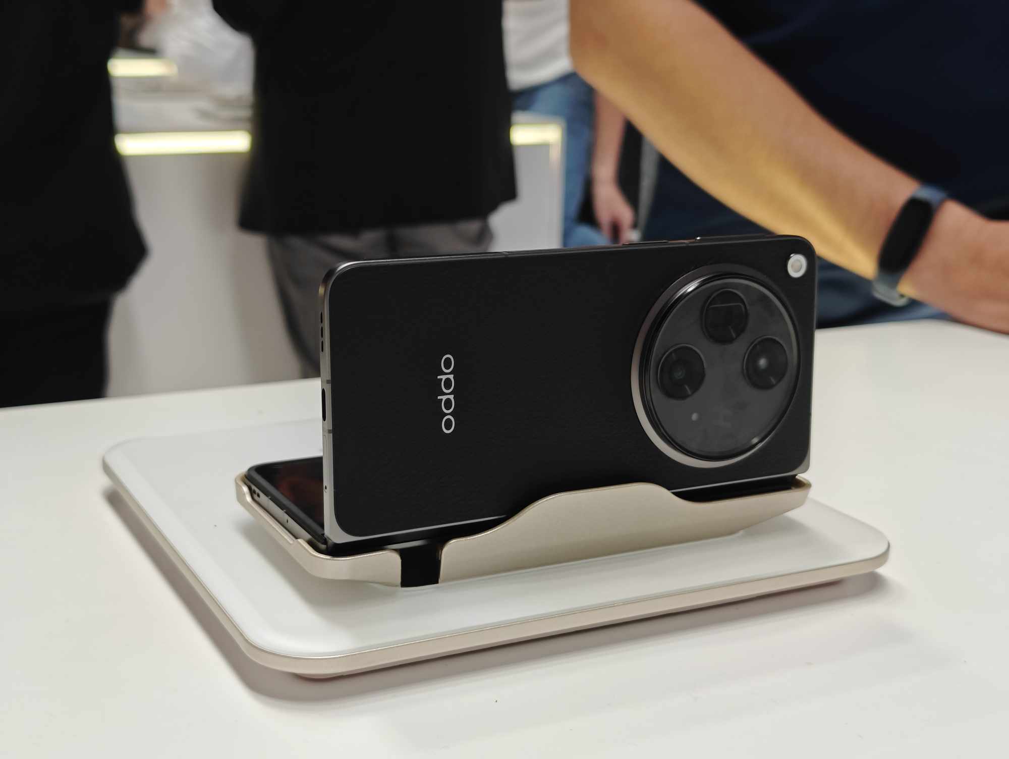 Oppo Find N3 series ra mắt thị trường Việt Nam, giá từ 23 triệu đồng