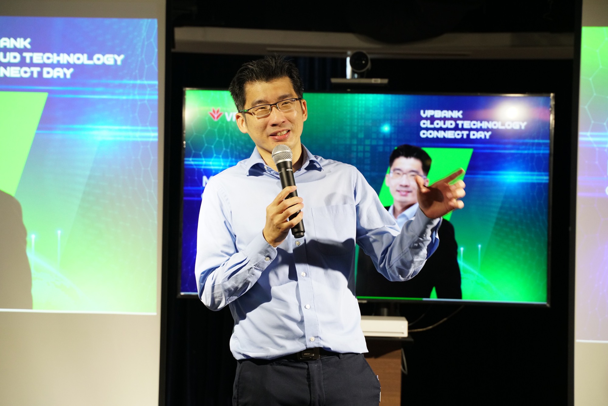 Trí tuệ nhân tạo có thể tiết kiệm cho nhà băng tới 25% chi phí vận hành