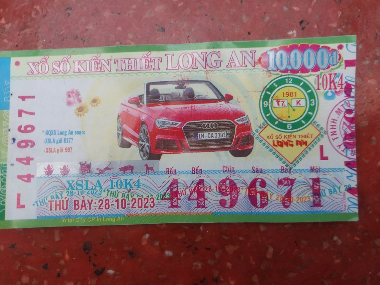 Cạo sửa vé số trật thành trúng để đổi thưởng 81 triệu đồng