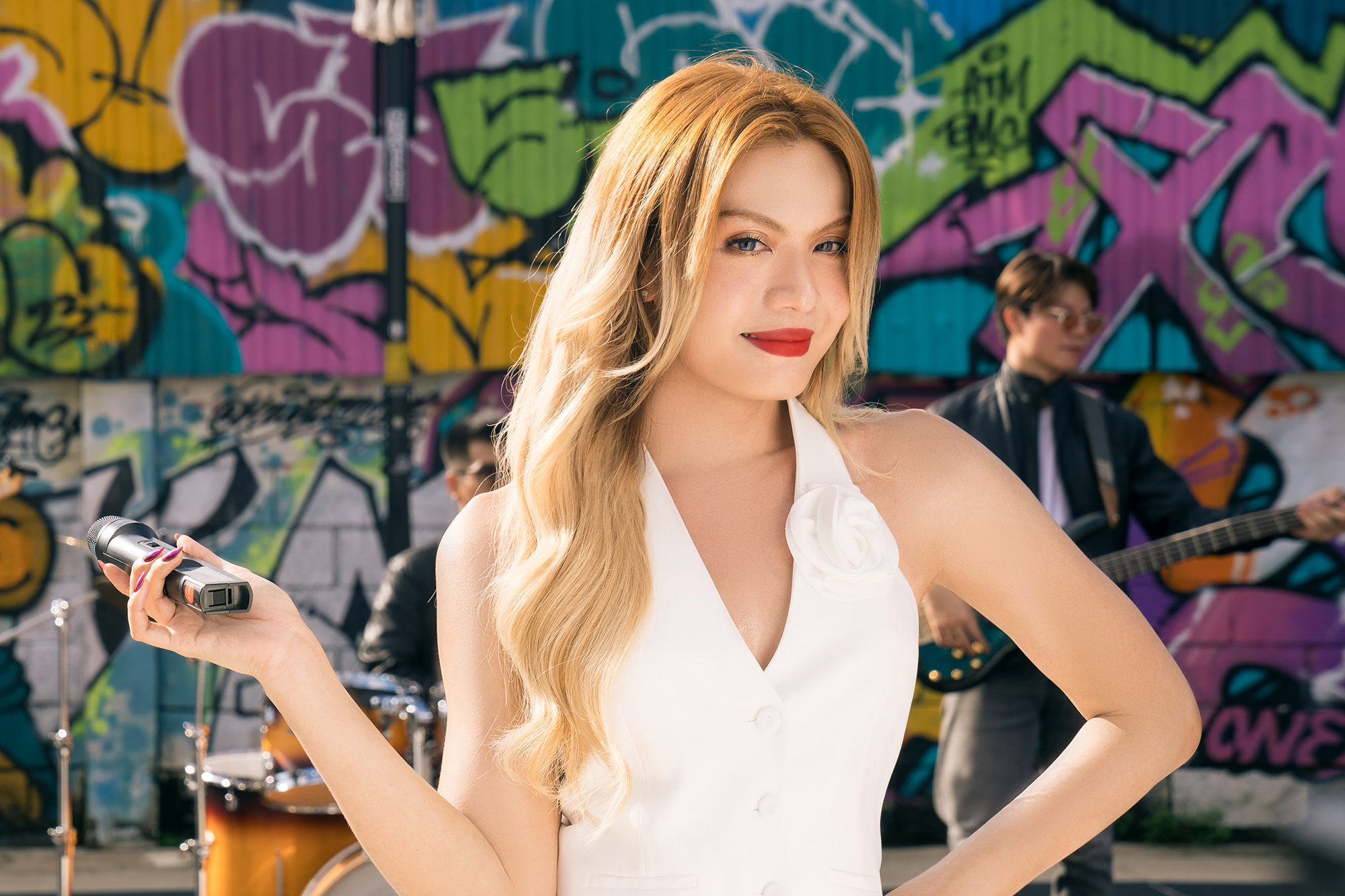 Luna Đào trở lại với MV nói về người yêu cũ