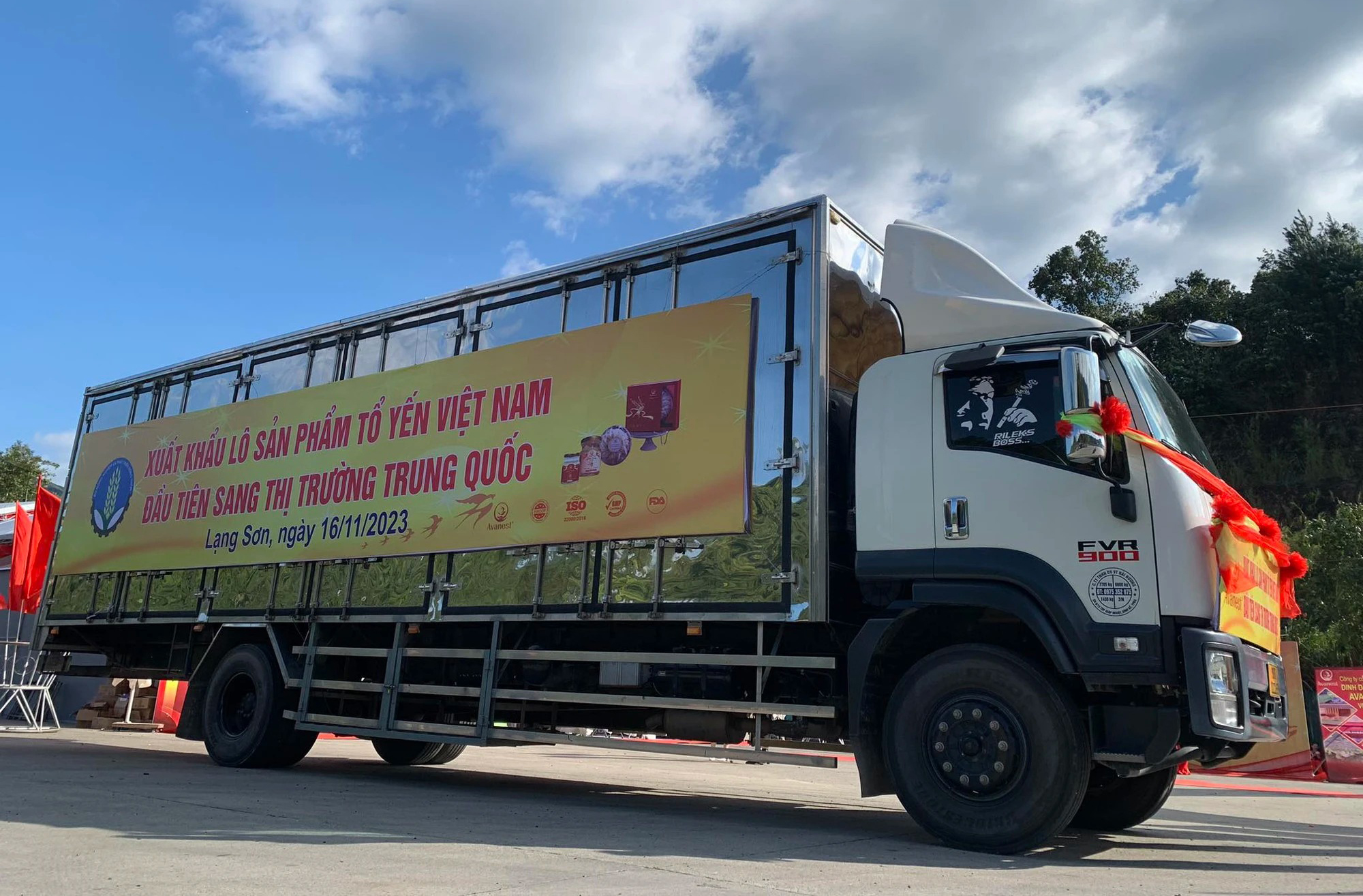 Thu hút nguồn lực để phát triển đất nước