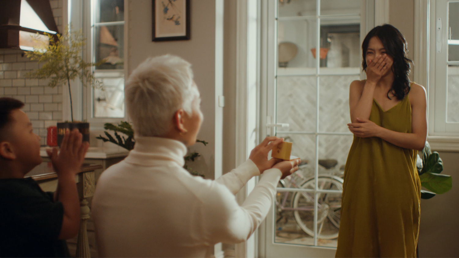 MV mùa Valentine của Đức Phúc và nhóm 911 lên Top 1 trending YouTube