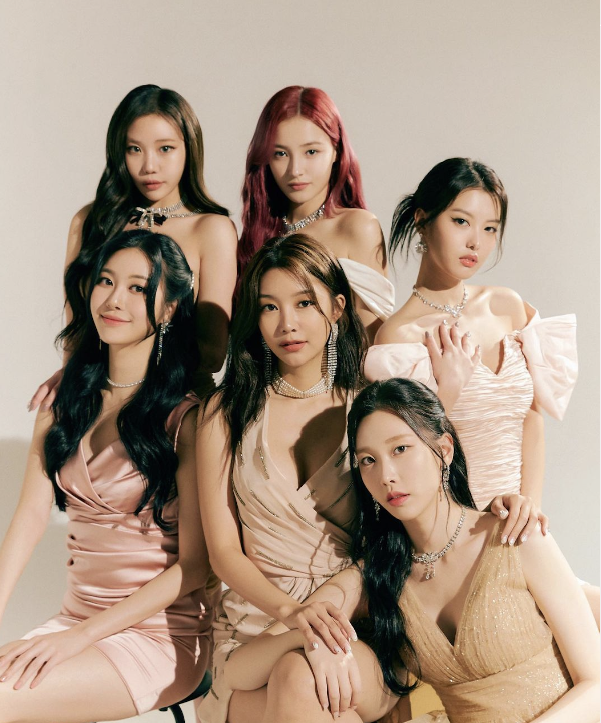 Nhóm nhạc nữ Momoland có ‘bông hồng lai’ Nancy thông báo tan rã