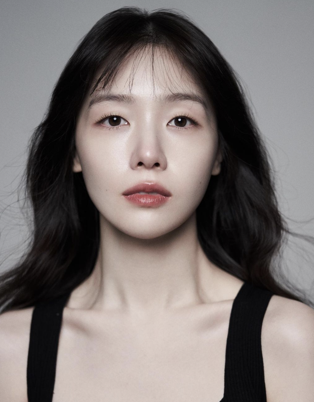 Mỹ nhân Hàn gặp rắc rối vì từng hẹn hò cầu thủ Son Heung-min