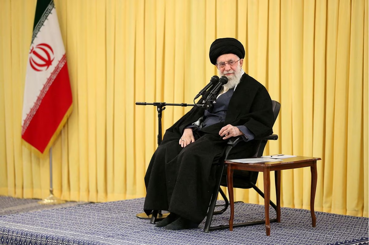 Iran ân xá hàng chục ngàn tù nhân