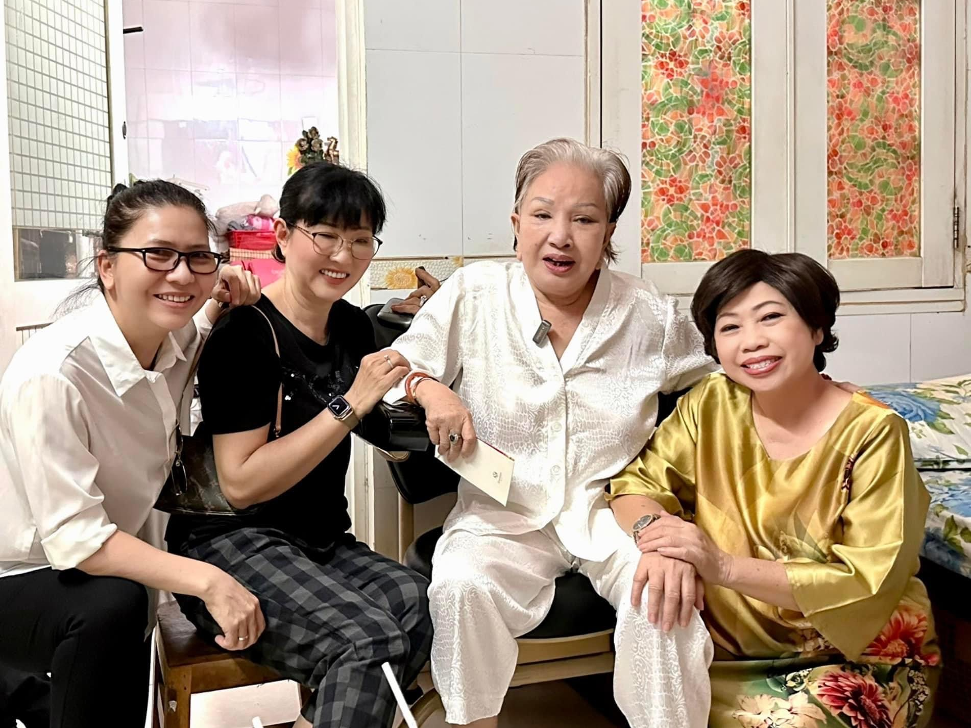 Cuộc Sống Tuổi Xế Chiều Của Nghệ Sĩ Hồng Nga