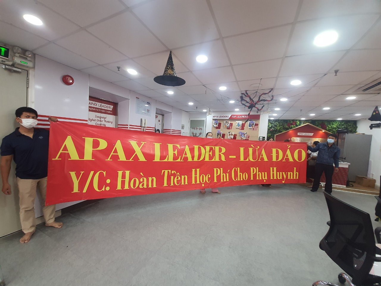 Apax Leaders không hoàn học phí, cắt liên lạc: Phụ huynh TP.HCM kêu cứu