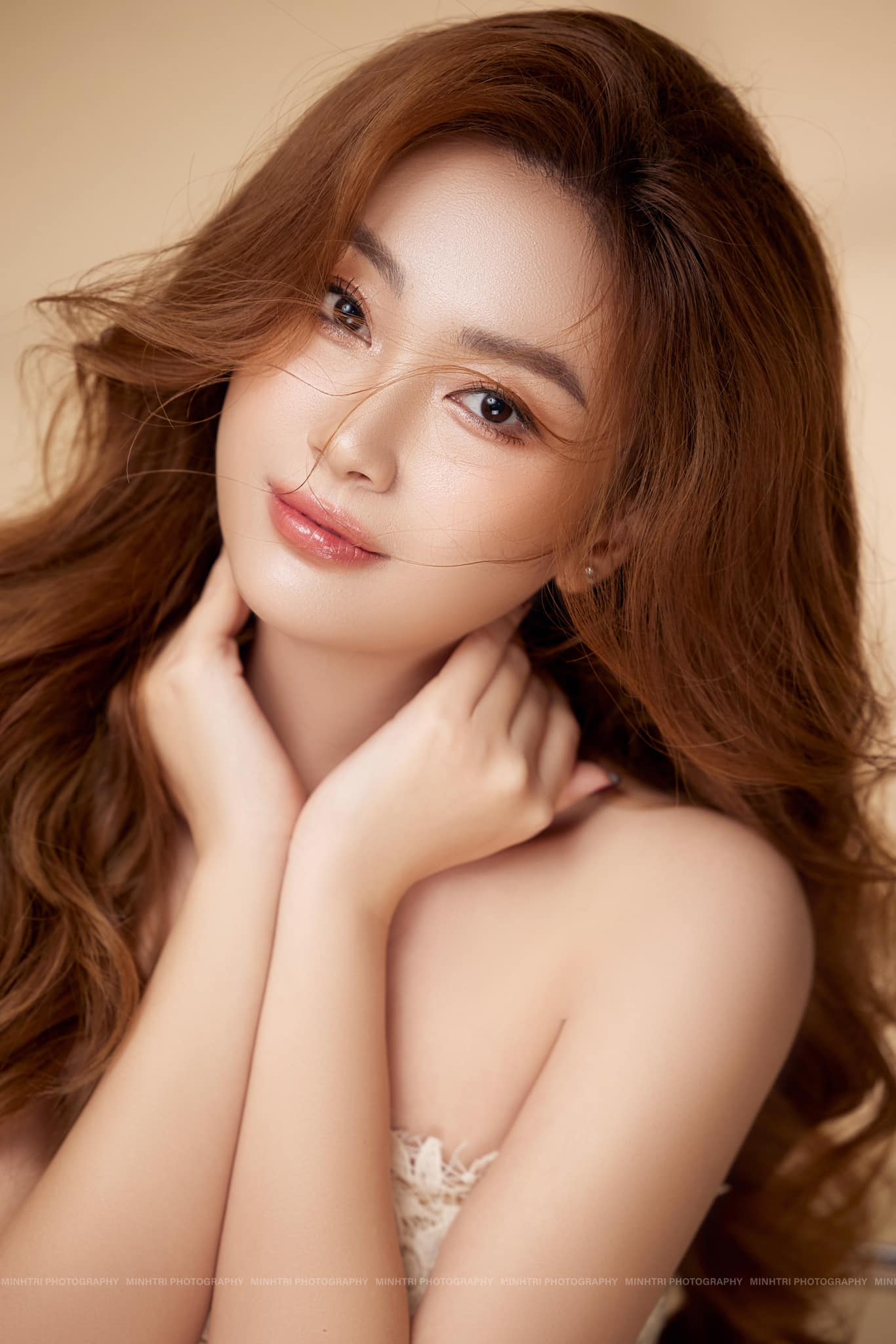 Kiều My 'Dưới bóng cây hạnh phúc' nói về tin 'phim giả tình thật' với Anh Vũ