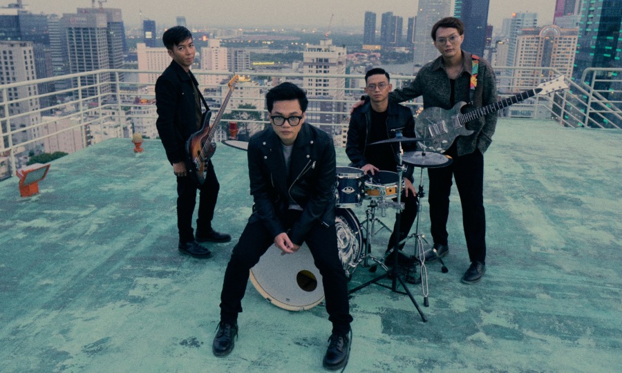 Chuyện 'trên những đám mây' của Chillies