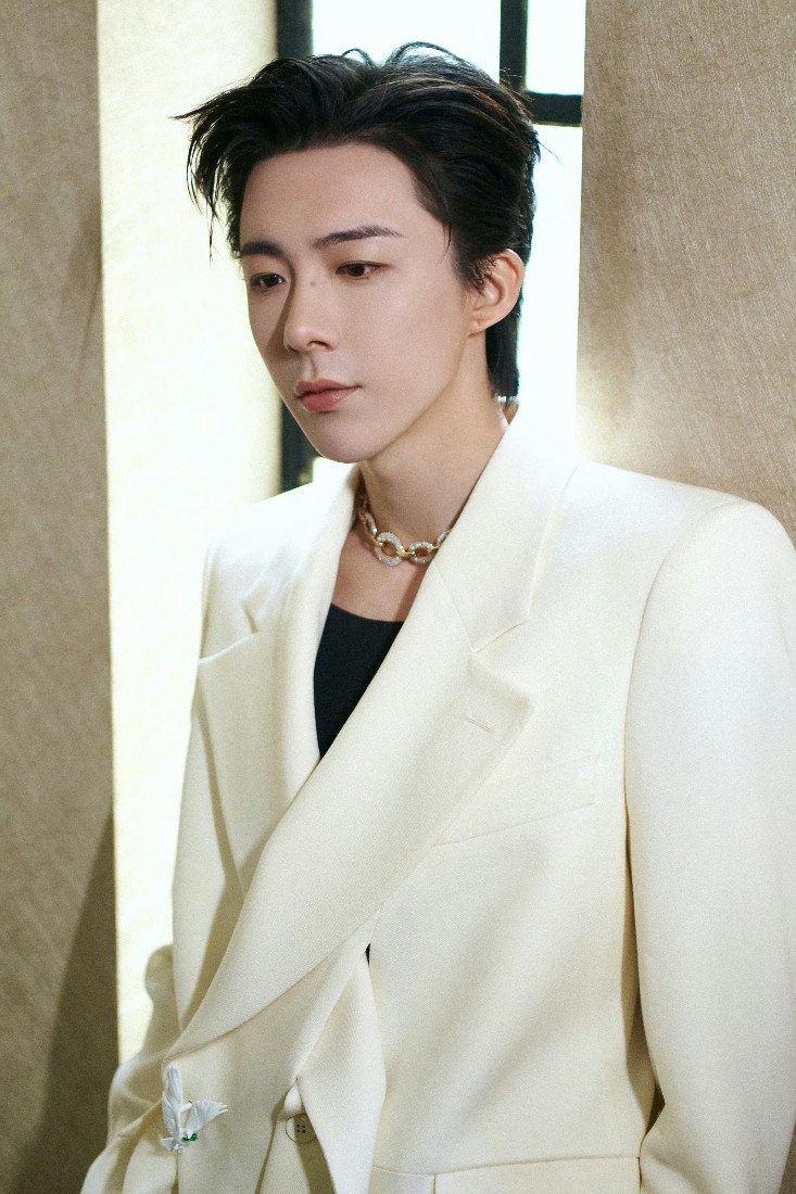 Lưu Vũ Ninh thừa nhận từng kết hôn, dư luận xứ Trung ‘dậy sóng’