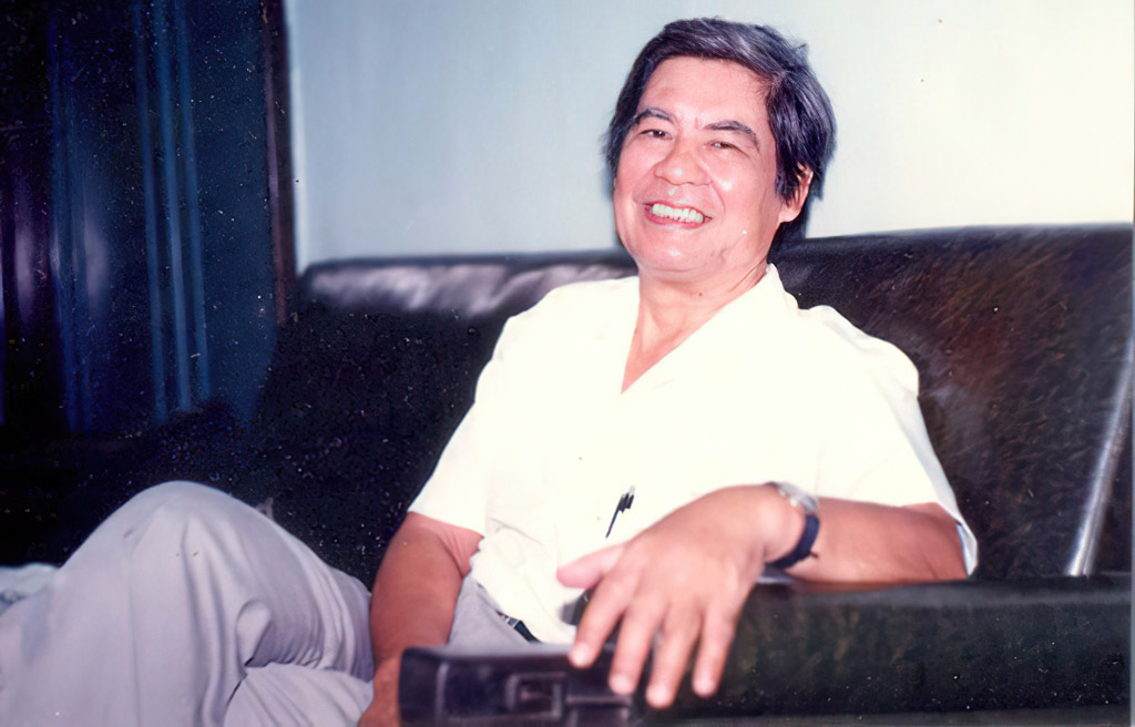 'Trán cháy rực nghĩ trời đất mới'