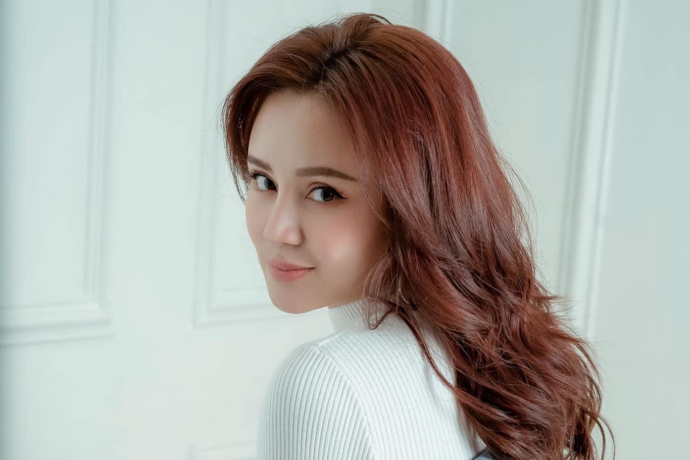 Loạt tài khoản mạng xã hội của Vy Oanh 'bốc hơi'