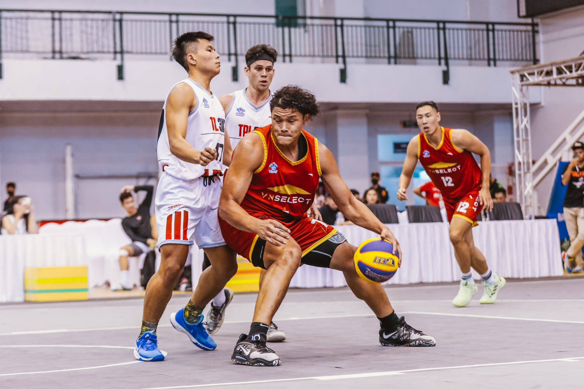 Lộ diện 8 đội vào tứ kết VBA 3x3 U.20 và 2 cặp chung kết Men Pro