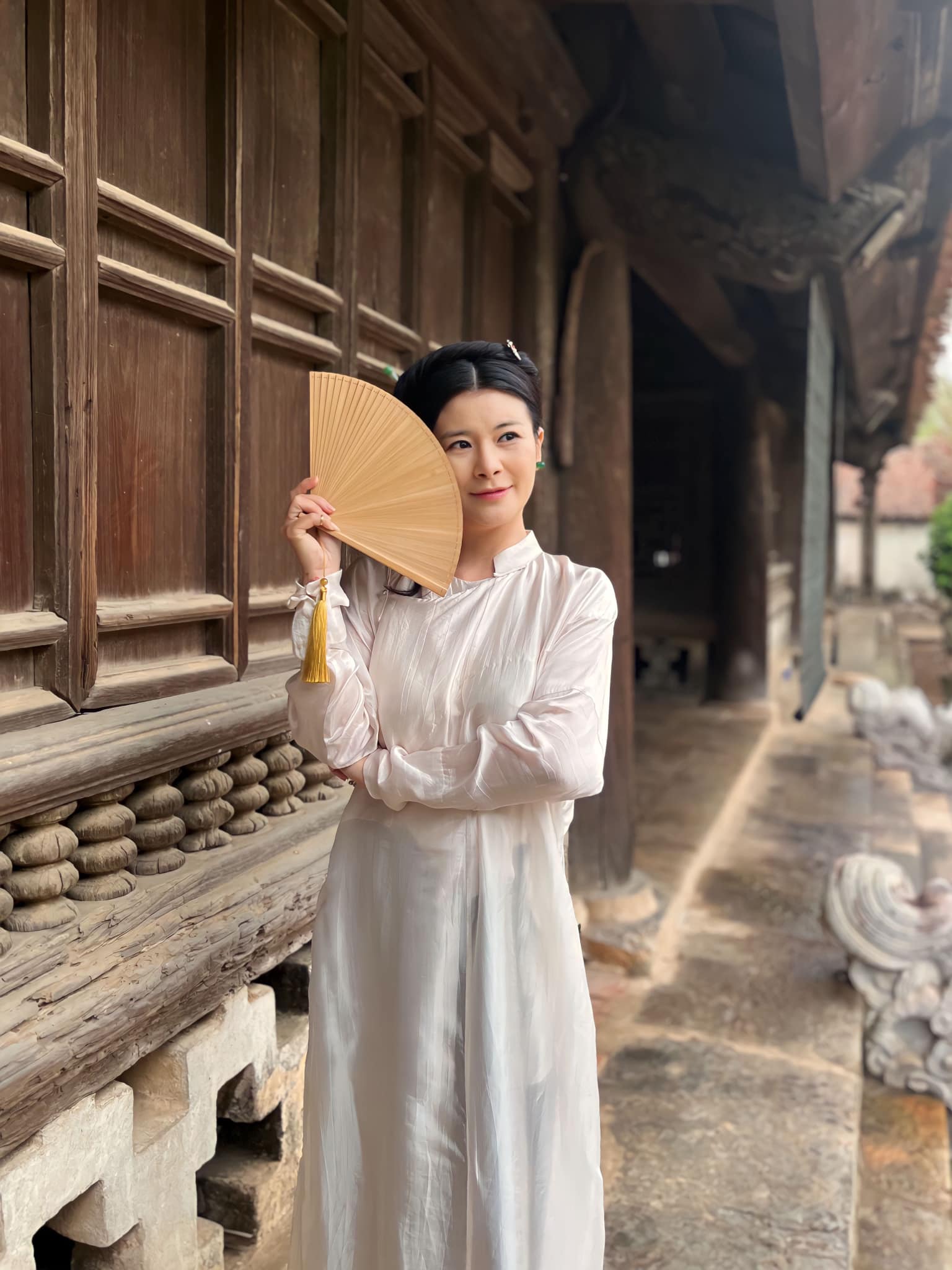 Vì sao NSƯT Kim Oanh kín tiếng, hiếm chia sẻ chuyện đời tư?