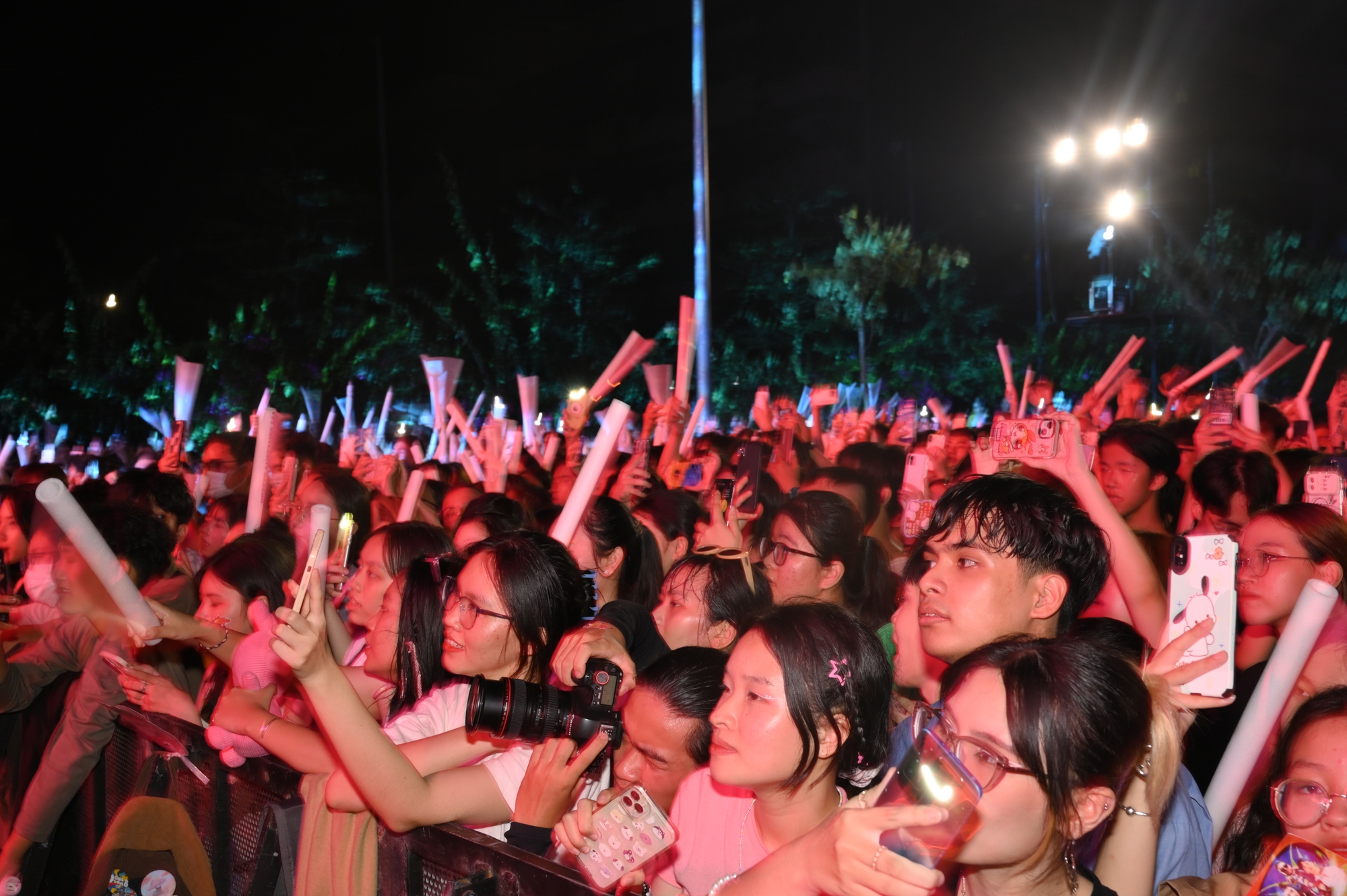 Gen Z tự tin 'cháy hết mình' với đại nhạc hội FUDA Music Show 2023