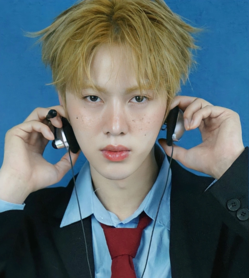 Kiểu chụp hình kỷ yếu được gen Z 'thả tim' rần rần