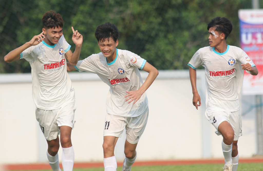 Giải U.19 quốc gia: U.19 Đà Nẵng và U.19 Hà Nội giành chiến thắng