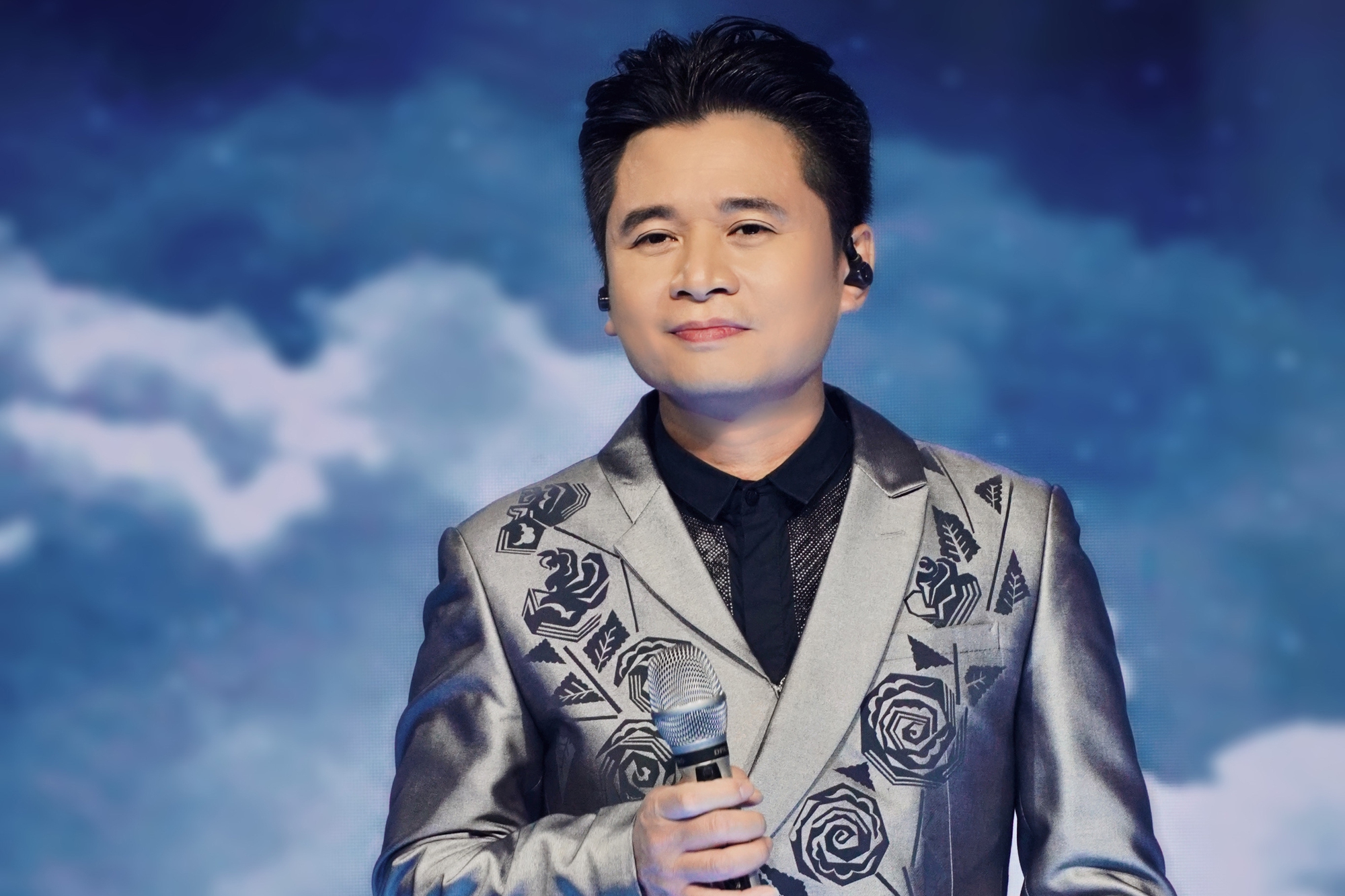 Tấn Minh cho phép đàn em mang hit của mình đi diễn | VOZ