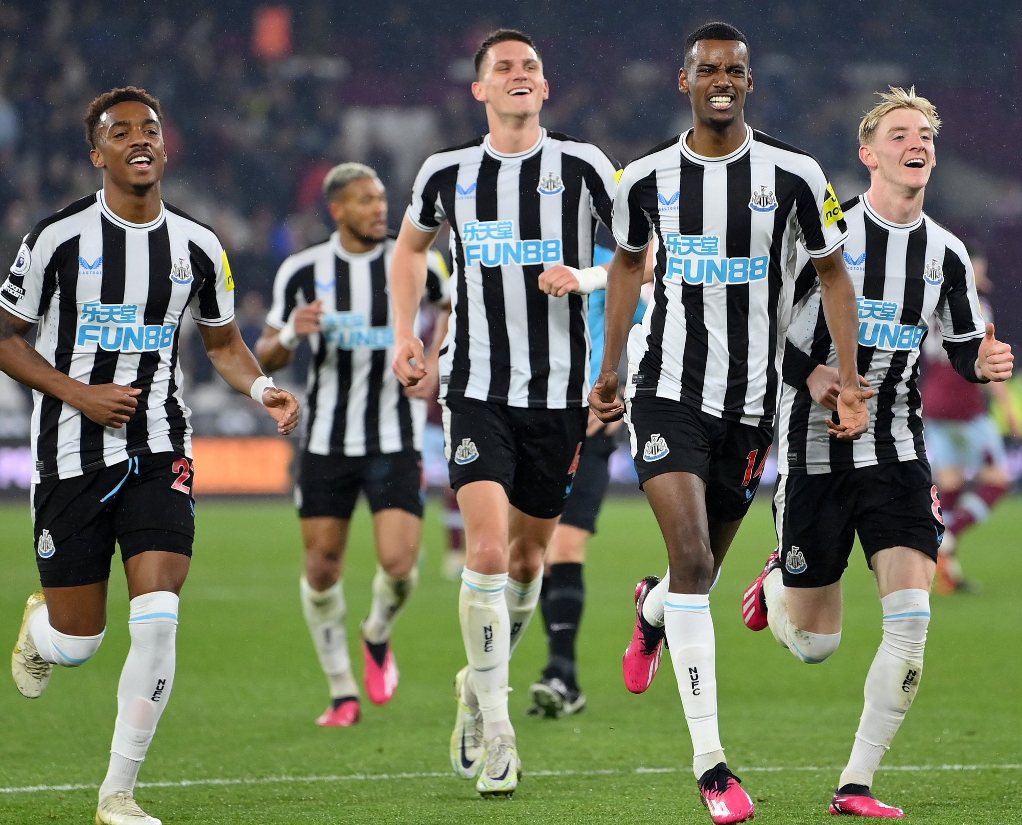 Chủ Ả Rập Xê Út muốn biến Newcastle thành CLB số 1 sau mùa giải kỳ diệu