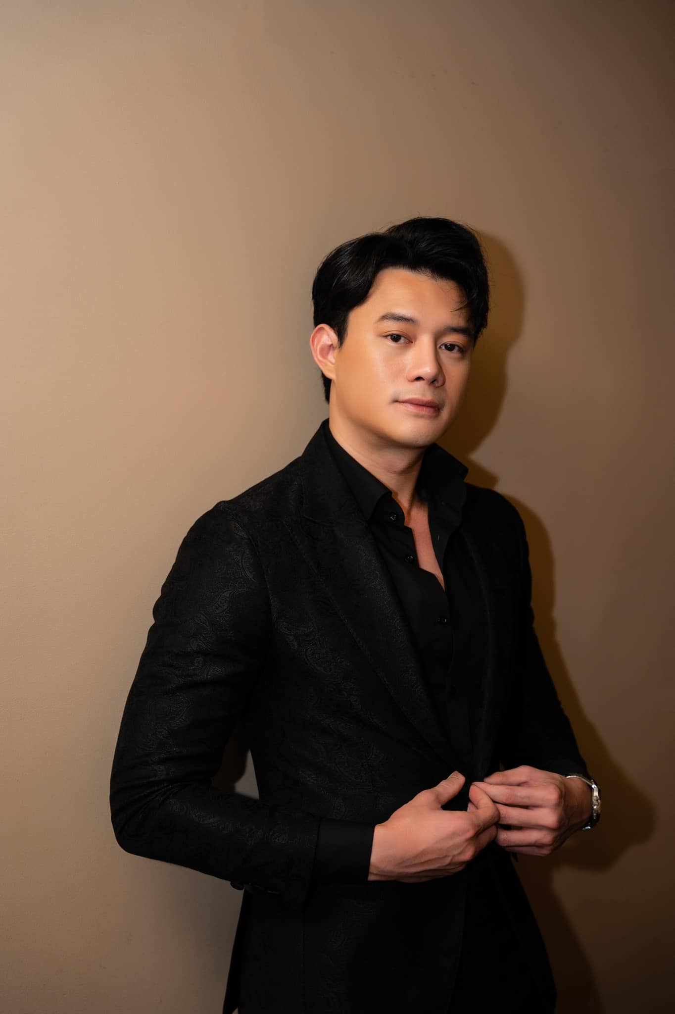 Diễn viên Anh Dũng: Không khó chịu khi bị gọi 'bạn trai của một ai đó'