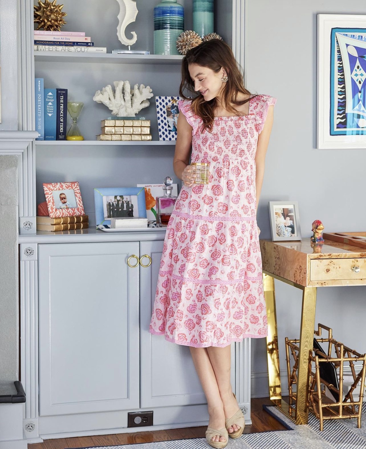 Váy tay phồng, váy maxi dài và váy suông là những items che khuyết điểm ...