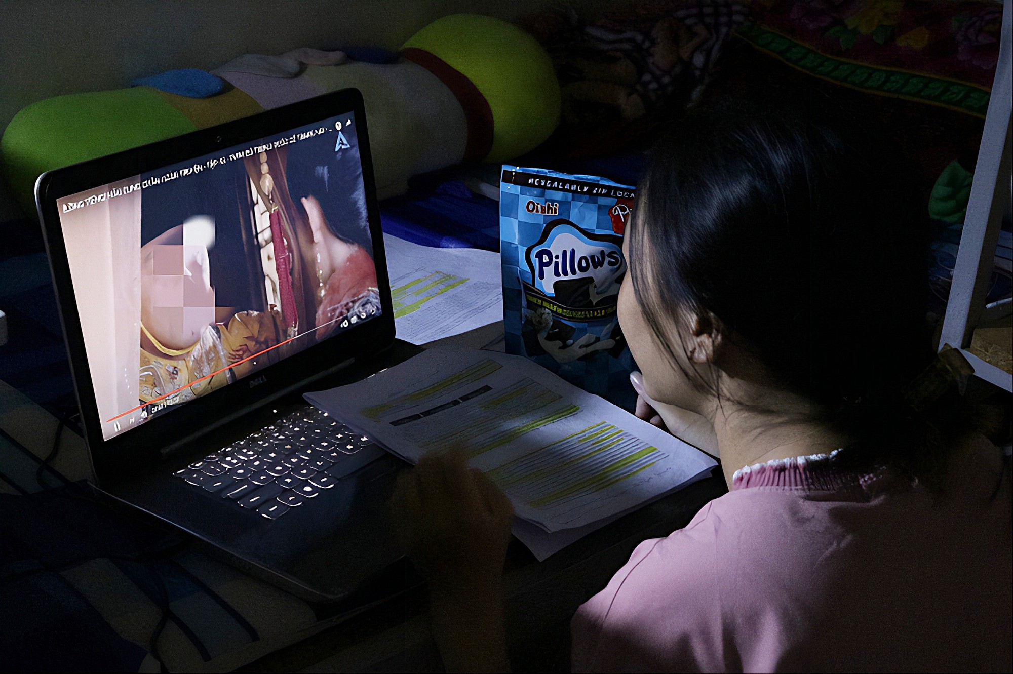 ‘Cày’ phim thâu đêm suốt sáng và cái kết…