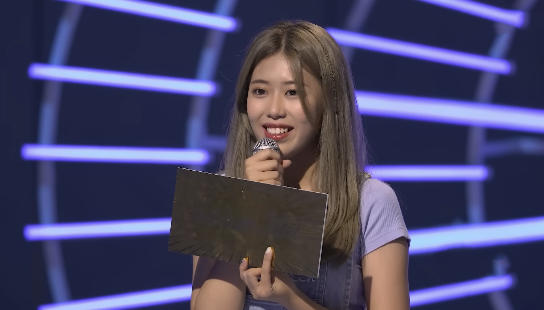 Nữ sinh Ngoại thương được Đen Vâu động viên đi thi 'Vietnam Idol'