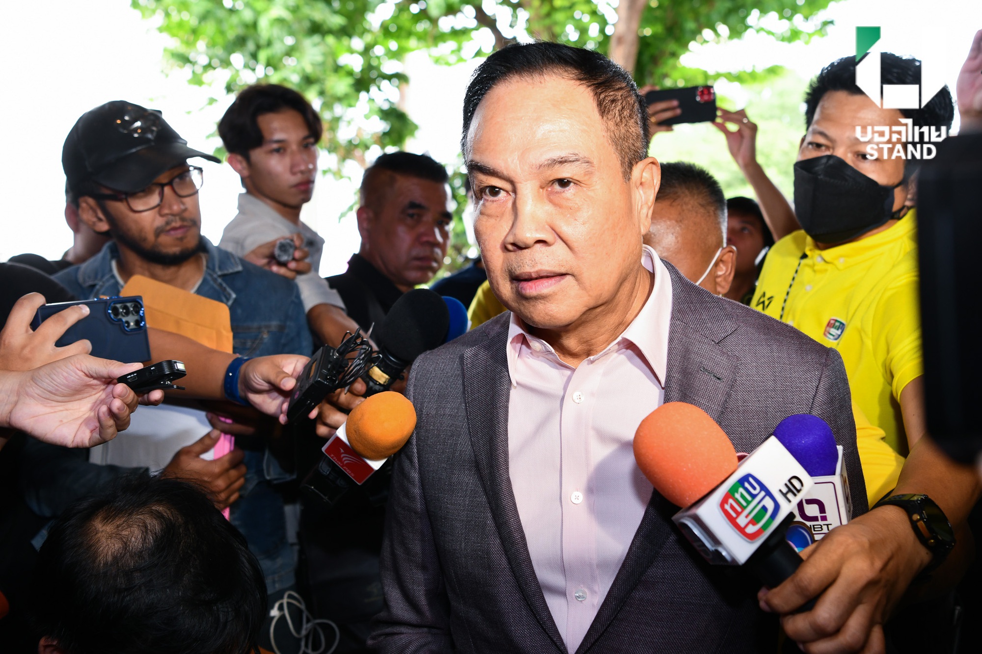 Lo sợ bị FIFA trừng phạt, Thái Lan vẫn giữ ông Somyot Poompanmoung làm Chủ tịch FAT