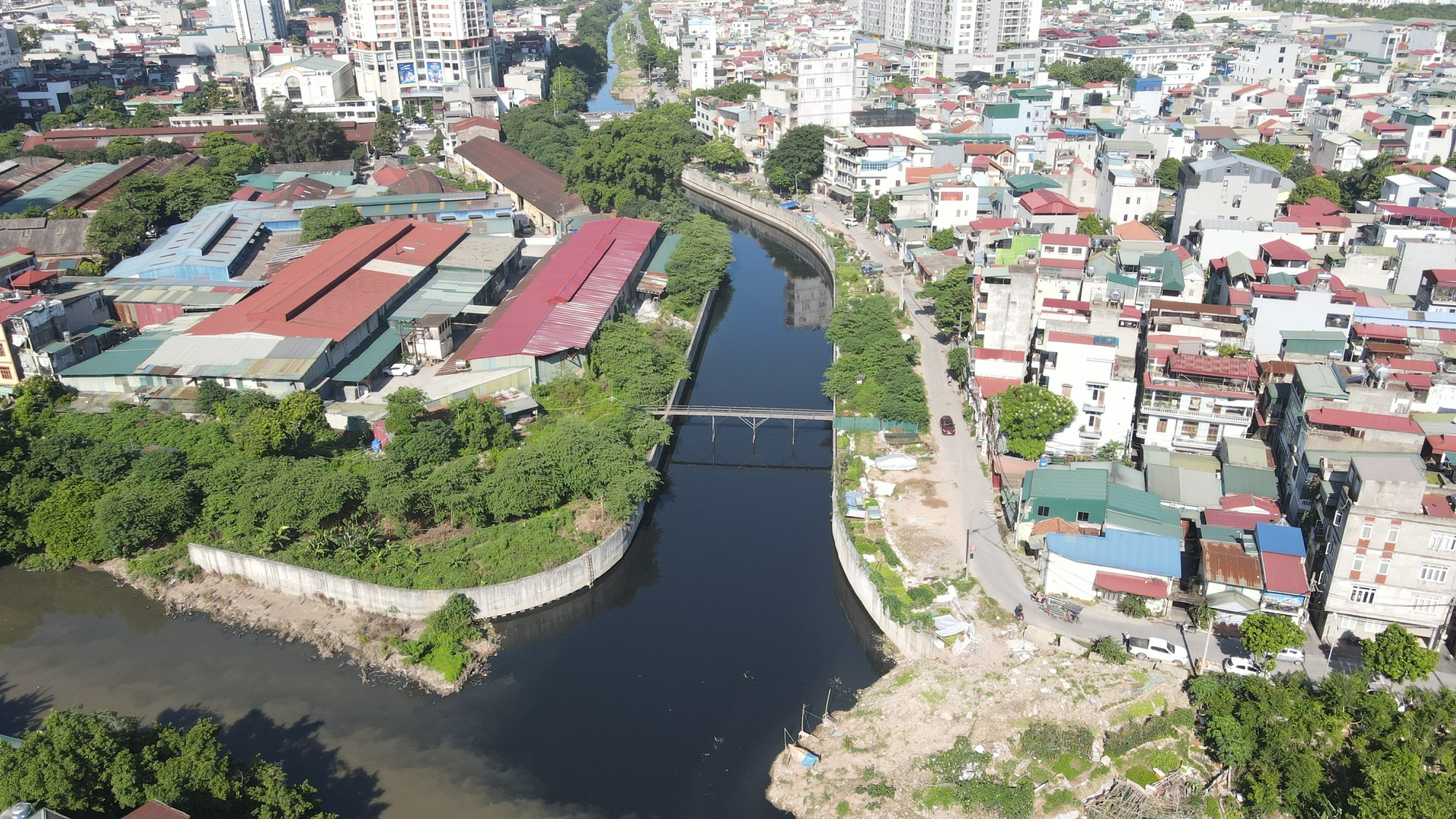 Cận cảnh kênh La Khê chậm tiến độ khiến trạm bơm nghìn tỉ khát nước
