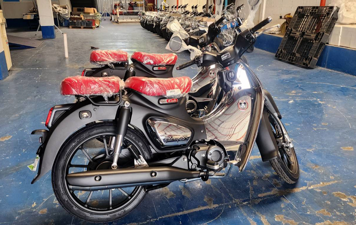 Honda Super Cub C125 phiên bản 'hàng hiếm' rục rịch về Việt Nam