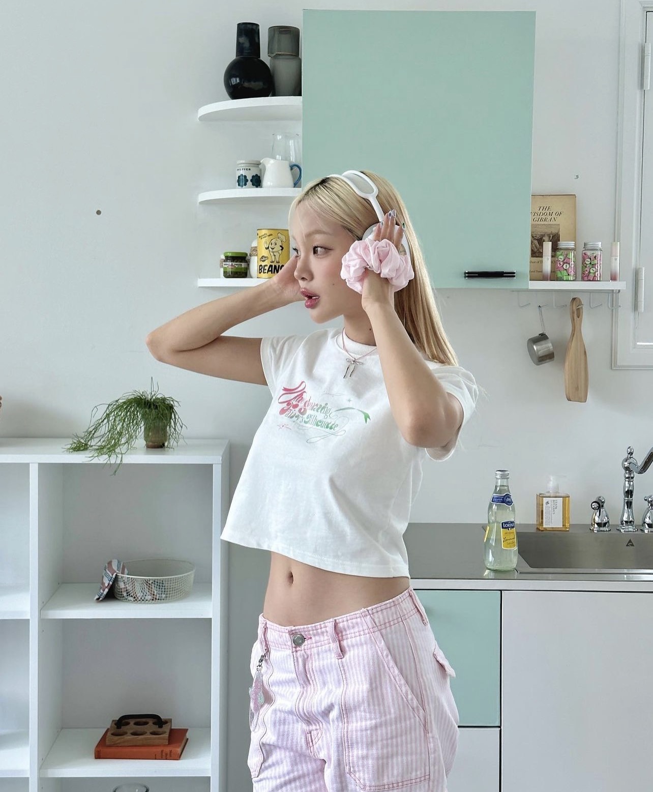 Bao nhiêu xu hướng mới ra đời nhưng Y2K vẫn giữ vững vị thế 'độc tôn'