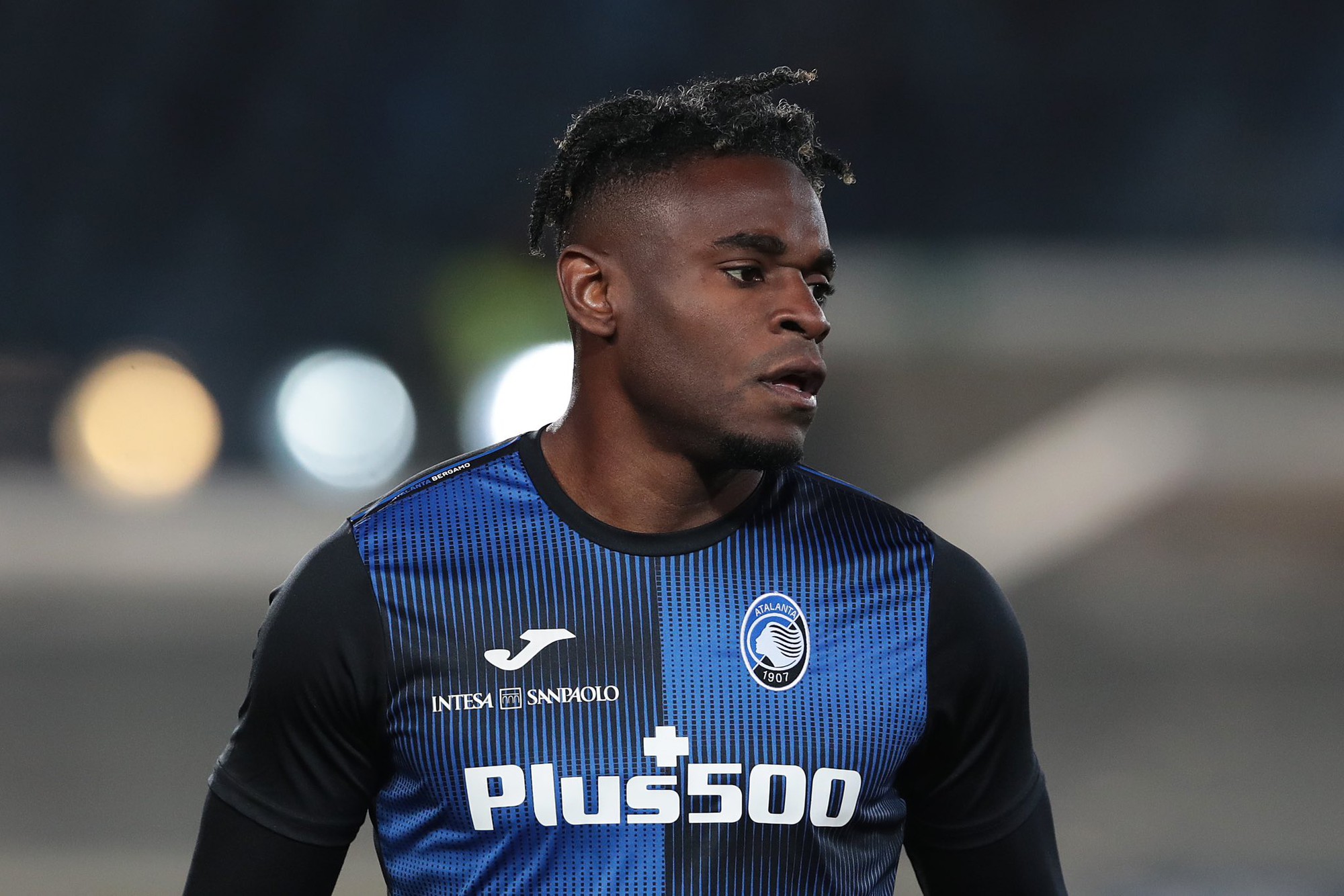 AS Roma đáp ứng đòi hỏi cực khó của HLV Mourinho