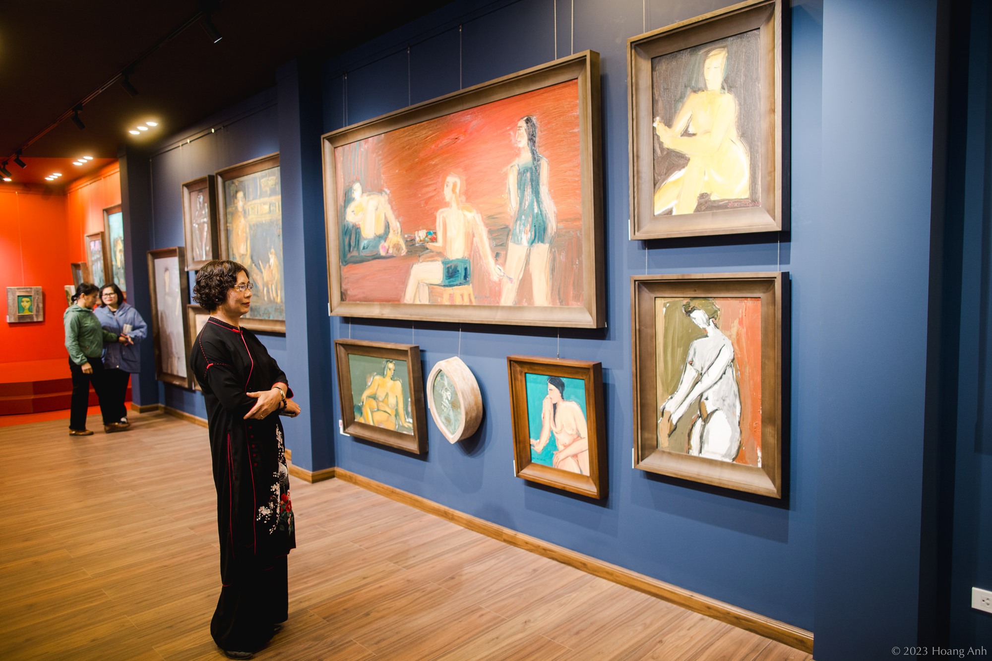 Giám tuyển Lê Thiết Cương và Hoa hậu Ngọc Hân cùng Đoàn Đức Hùng kể 'Chuyện mình'