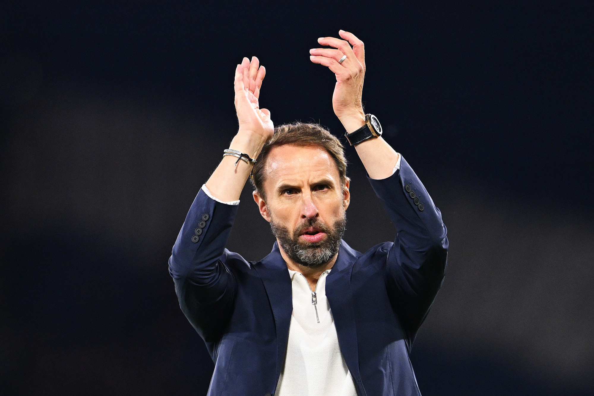 HLV Gareth Southgate chỉ trích kịch liệt báo chí Anh vì đả kích Harry ...