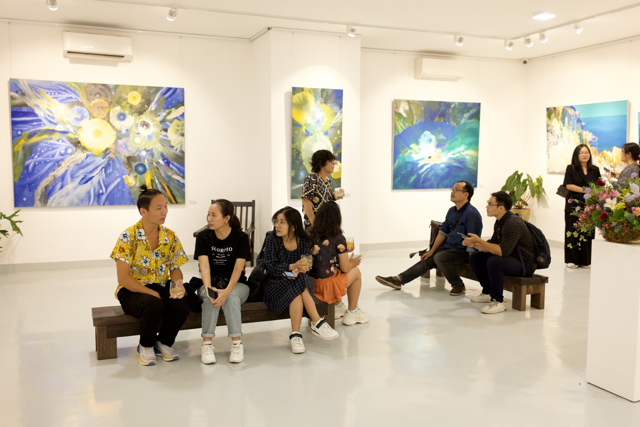 Dạo cõi rất riêng trong 'Câu chuyện tình yêu' của họa sĩ Hùng Rô