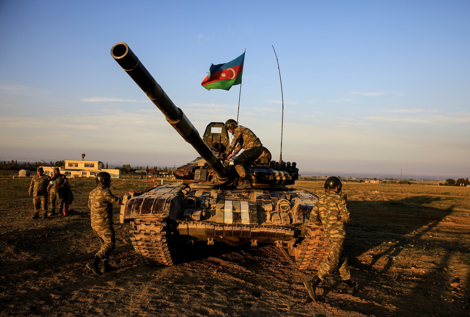 Azerbaijan mở chiến dịch 'chống khủng bố' tại Nagorno-Karabakh