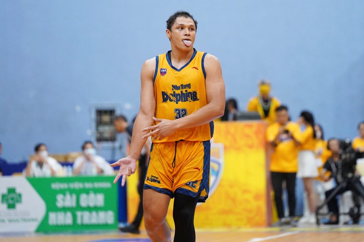Nha Trang Dolphins quật cường ngăn Saigon Heat đăng quang sớm giải bóng rổ VBA 2023