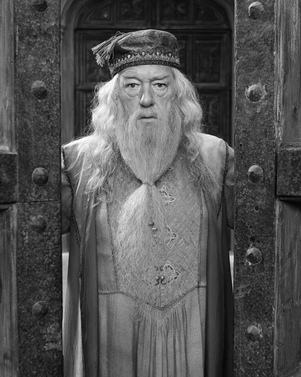Cụ Dumbledore của loạt phim 'Harry Potter' qua đời