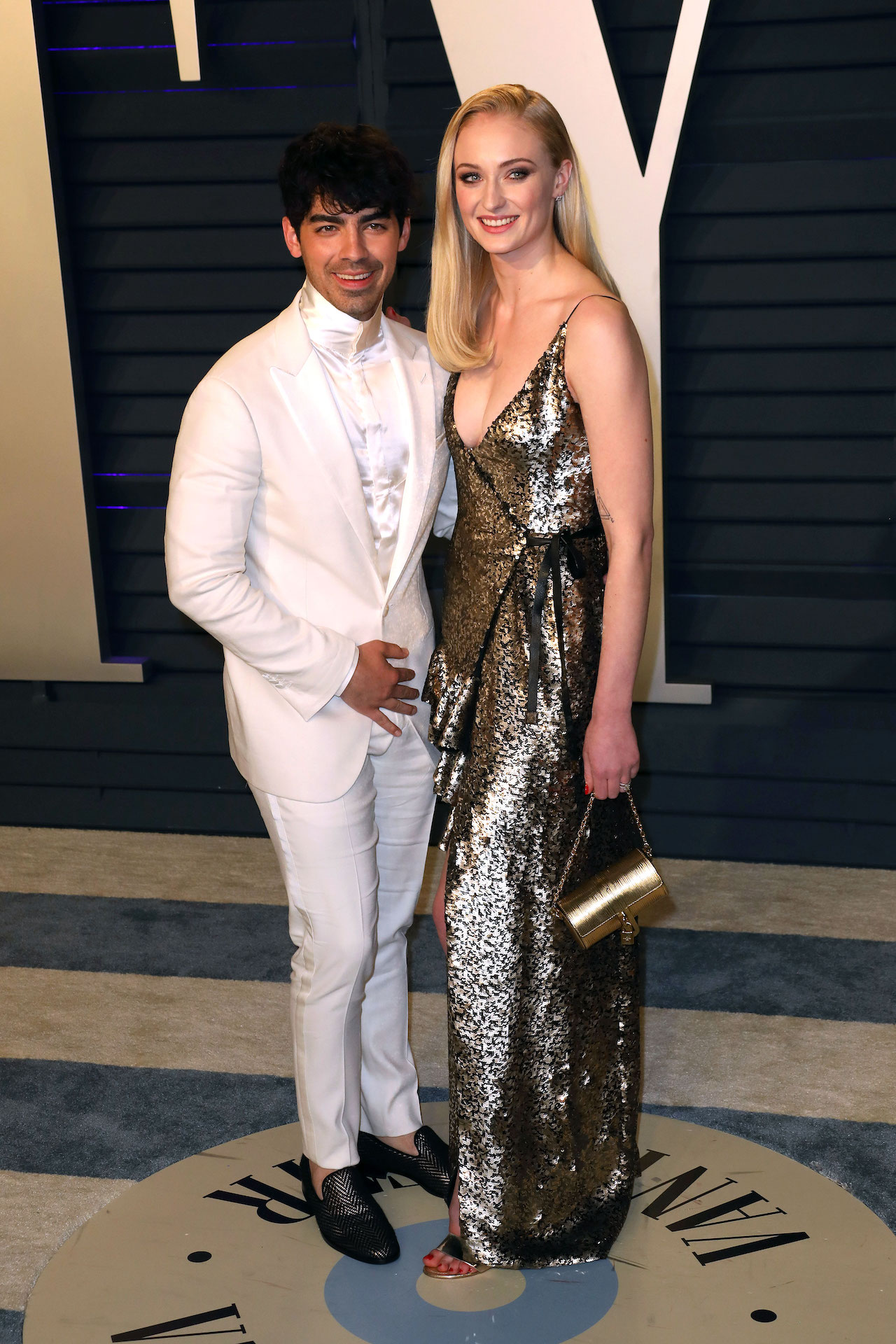 Joe Jonas đệ đơn ly hôn Sophie Turner