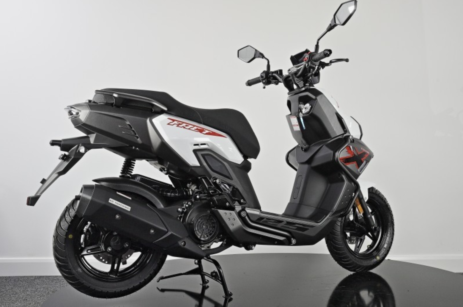 tin tức - Xe tay ga Keeway FACT X 125 xuất xứ Trung Quốc, cạnh tranh ...