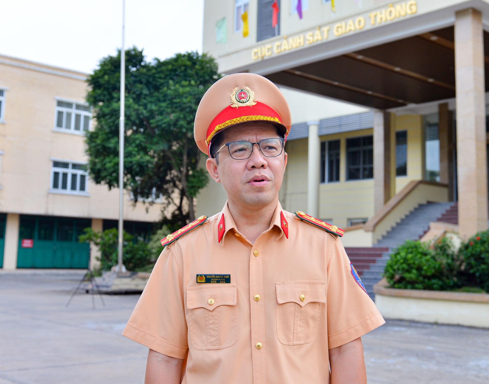 Người dân có được đăng clip không chuẩn mực của CSGT lên mạng xã hội?