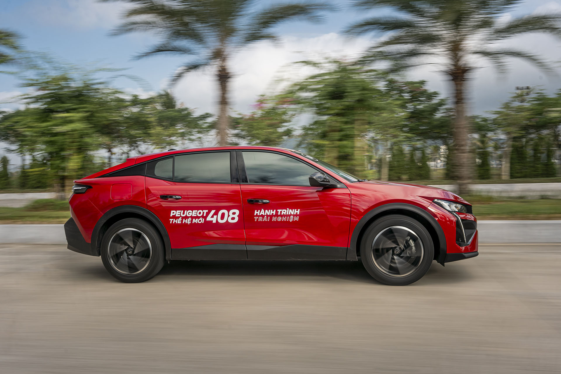 Peugeot 408 thế hệ mới và những ưu điểm vượt trội trong tầm giá 1 tỉ đồng