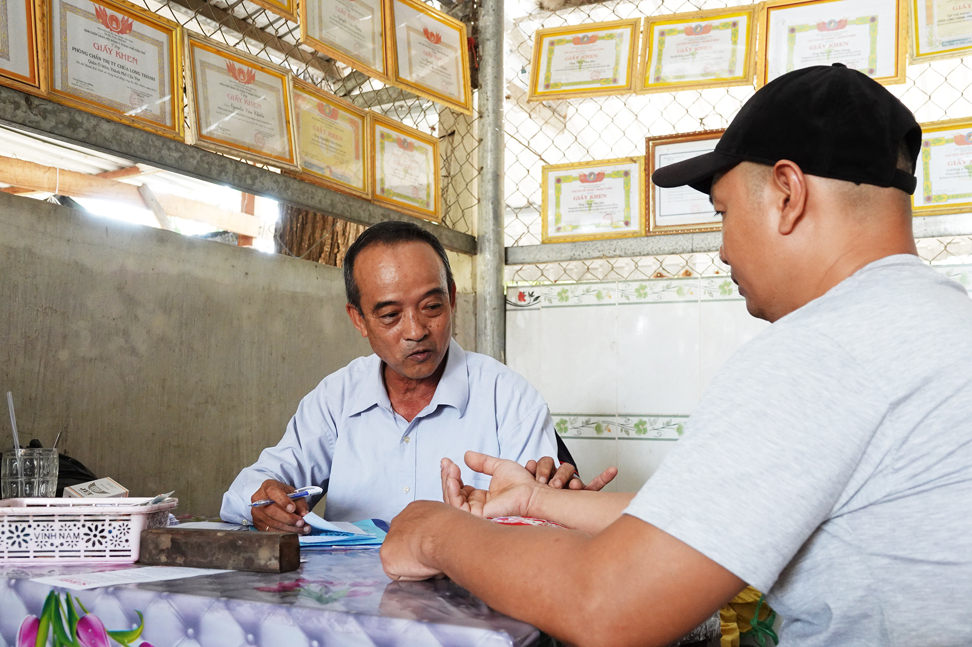 Chuyện tử tế: Phòng khám chữa bệnh miễn phí cho người nghèo