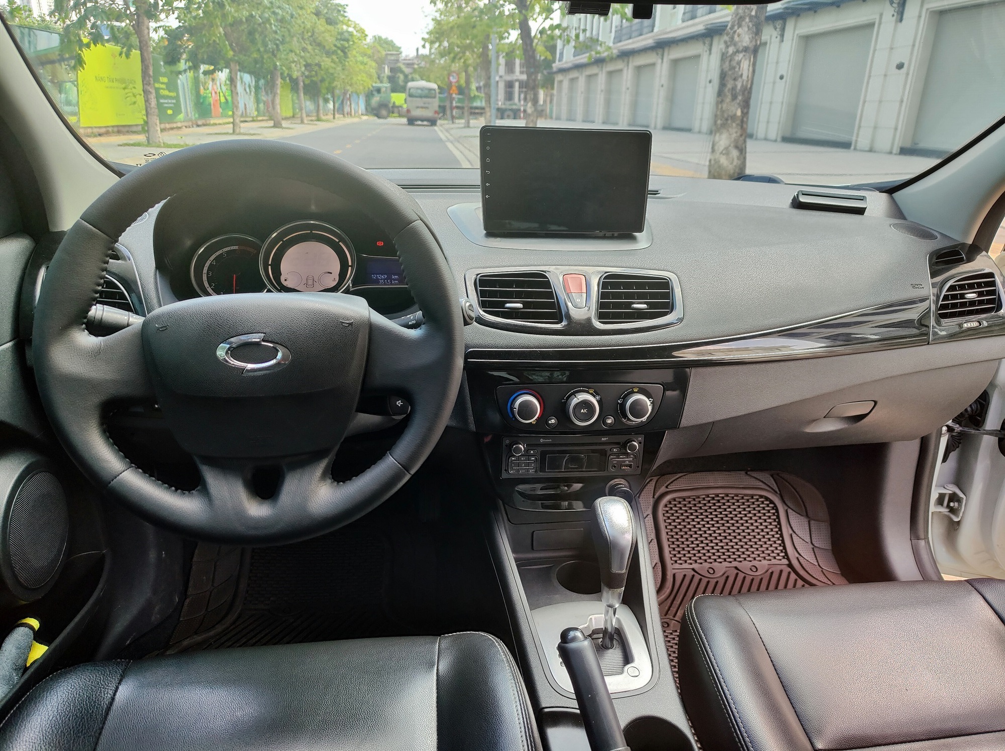 Xe hiếm Samsung SM3 tại Việt Nam rớt giá thê thảm