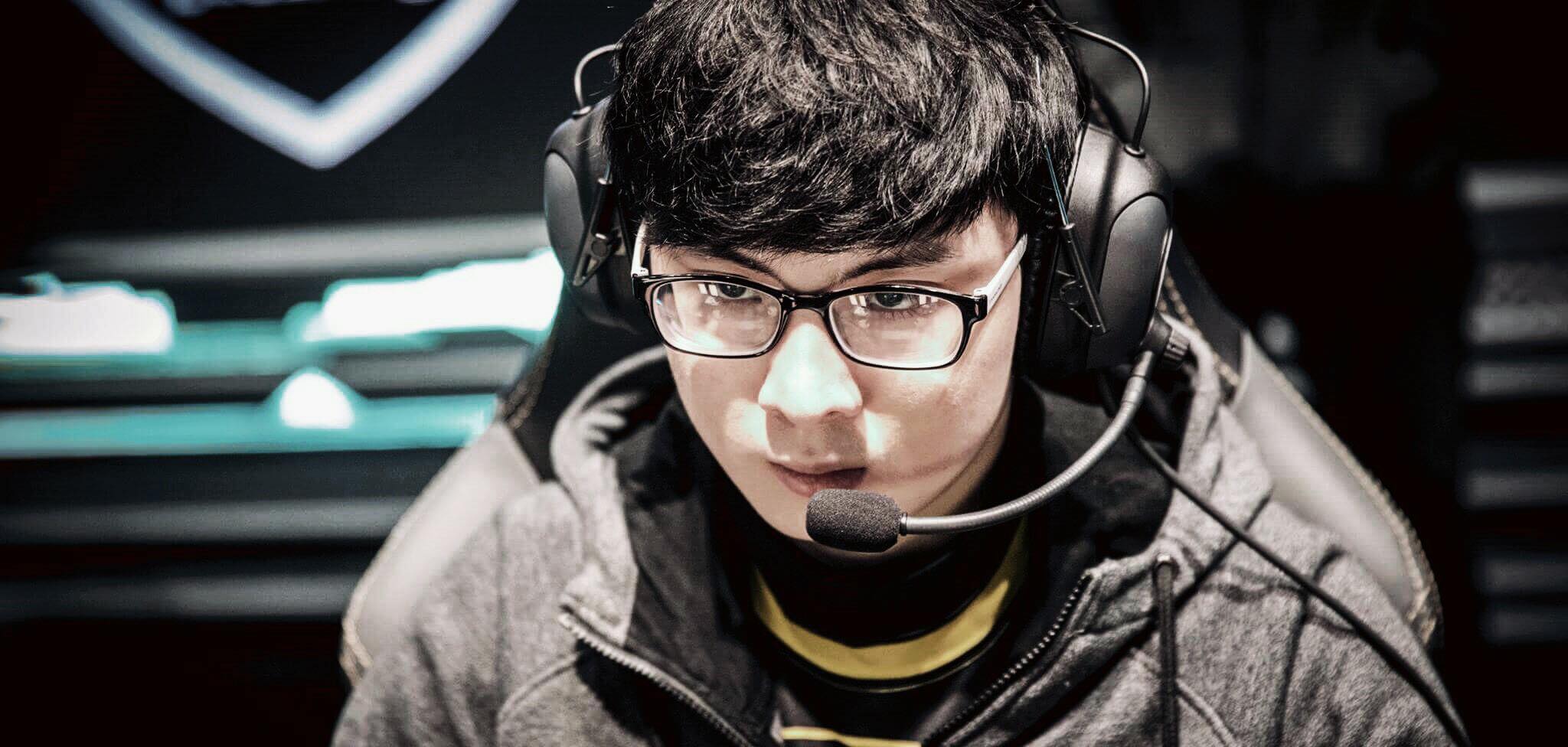 Cựu xạ thủ Noway hợp tác cùng phòng game DEE net