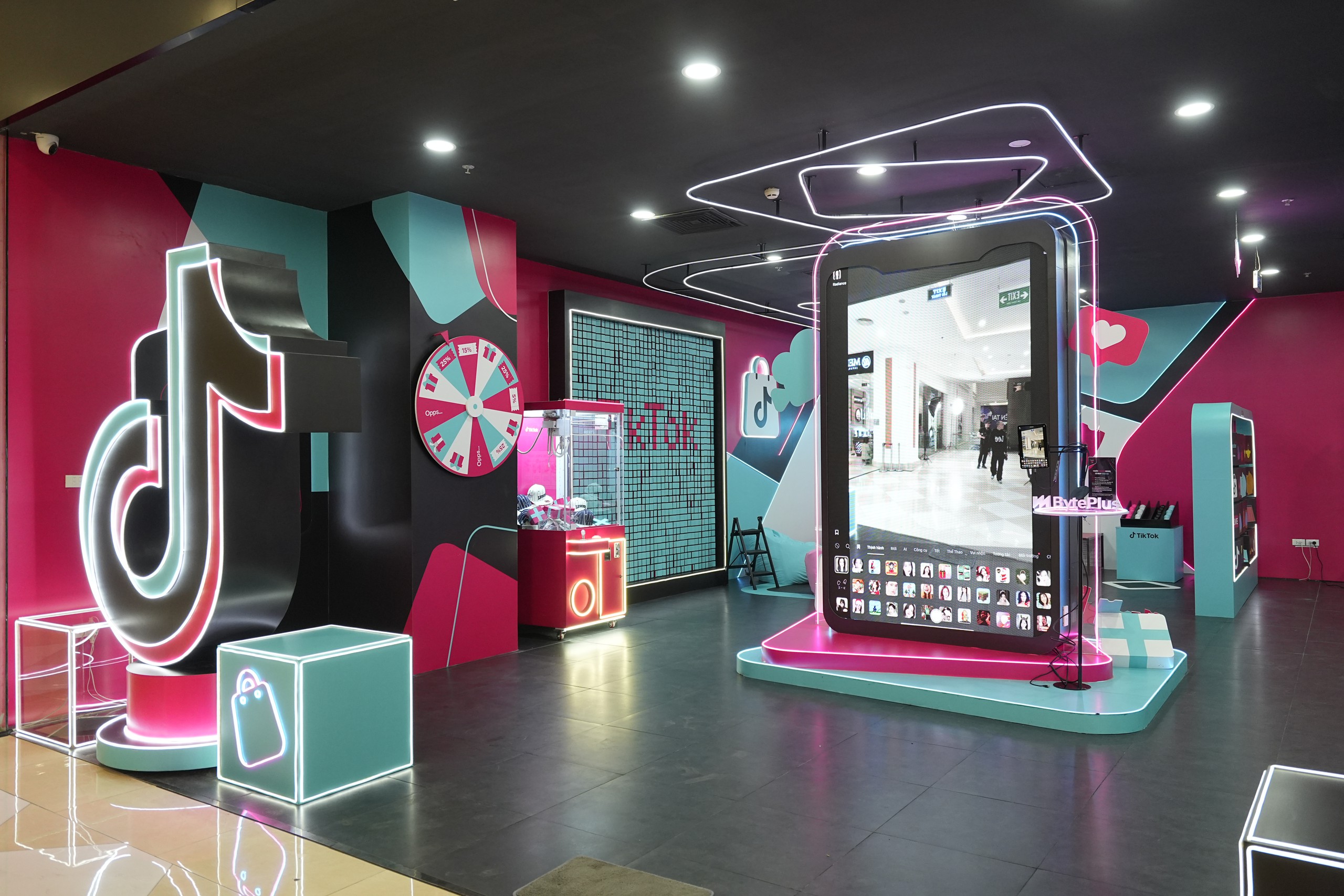 TikTok lần đầu ra mắt Creator House tại Việt Nam