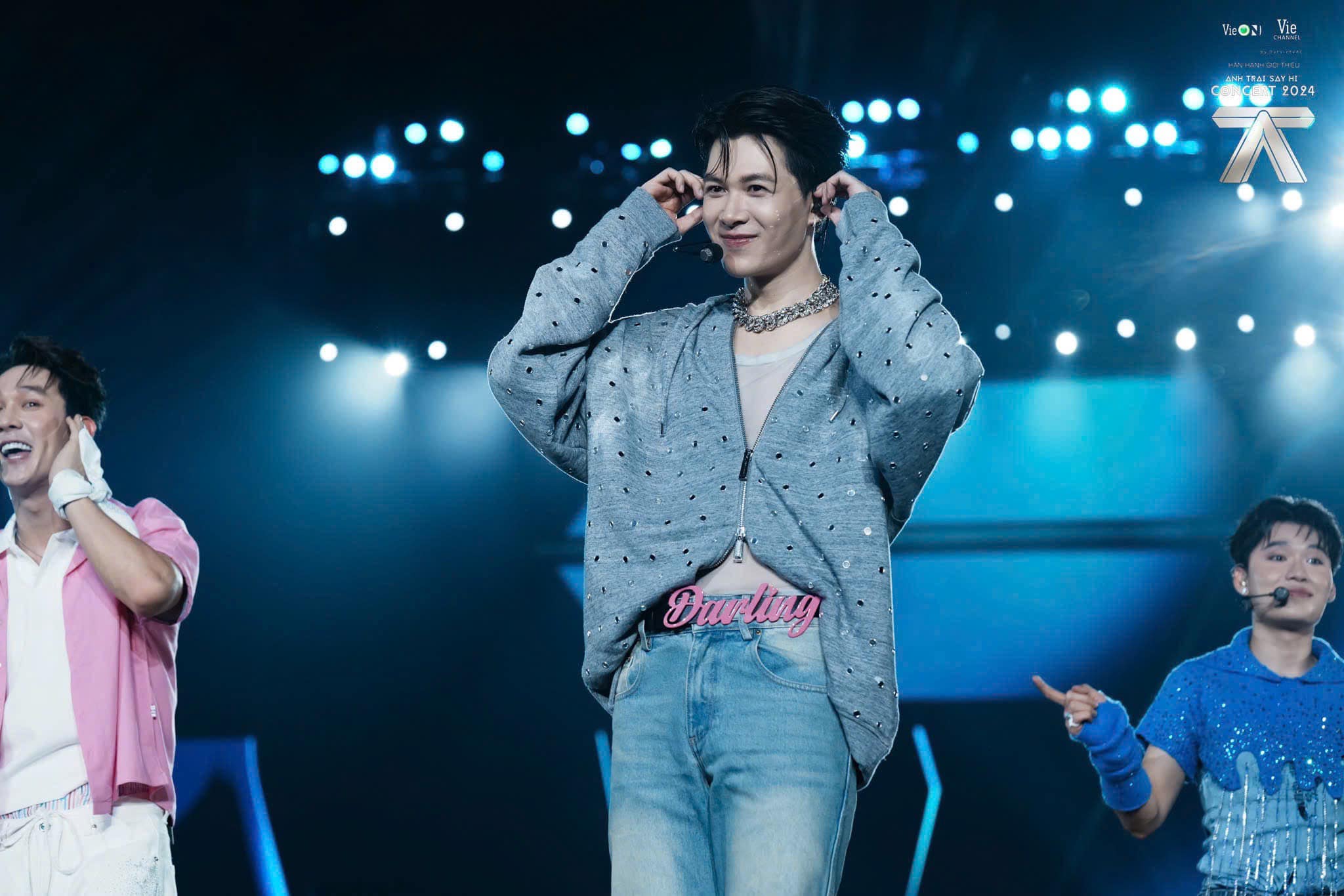 Anh Tú Atus được gì sau 'Anh trai say hi'?