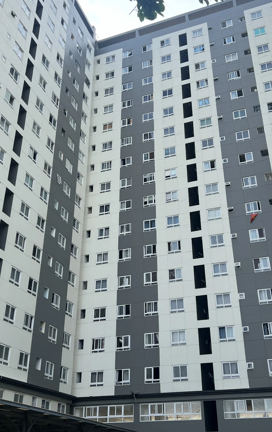 Cư dân Topaz Home 2 - Block B ở Thủ Đức kêu cứu vì quỹ bảo trì