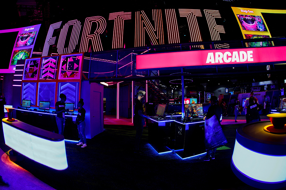 Apple chấp nhận khôi phục tài khoản nhà phát triển của Epic Games - Dr ...